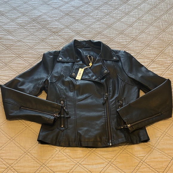 Max Studio | Jackets & Coats | Nwt Max Studio Black Faux Leather Jacket ...